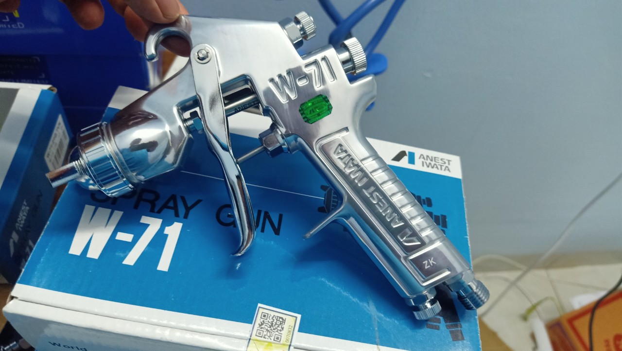 W71-21G Súng phun sơn W71 thương hiệu Nhật Bản W-71-21G | IWATA
